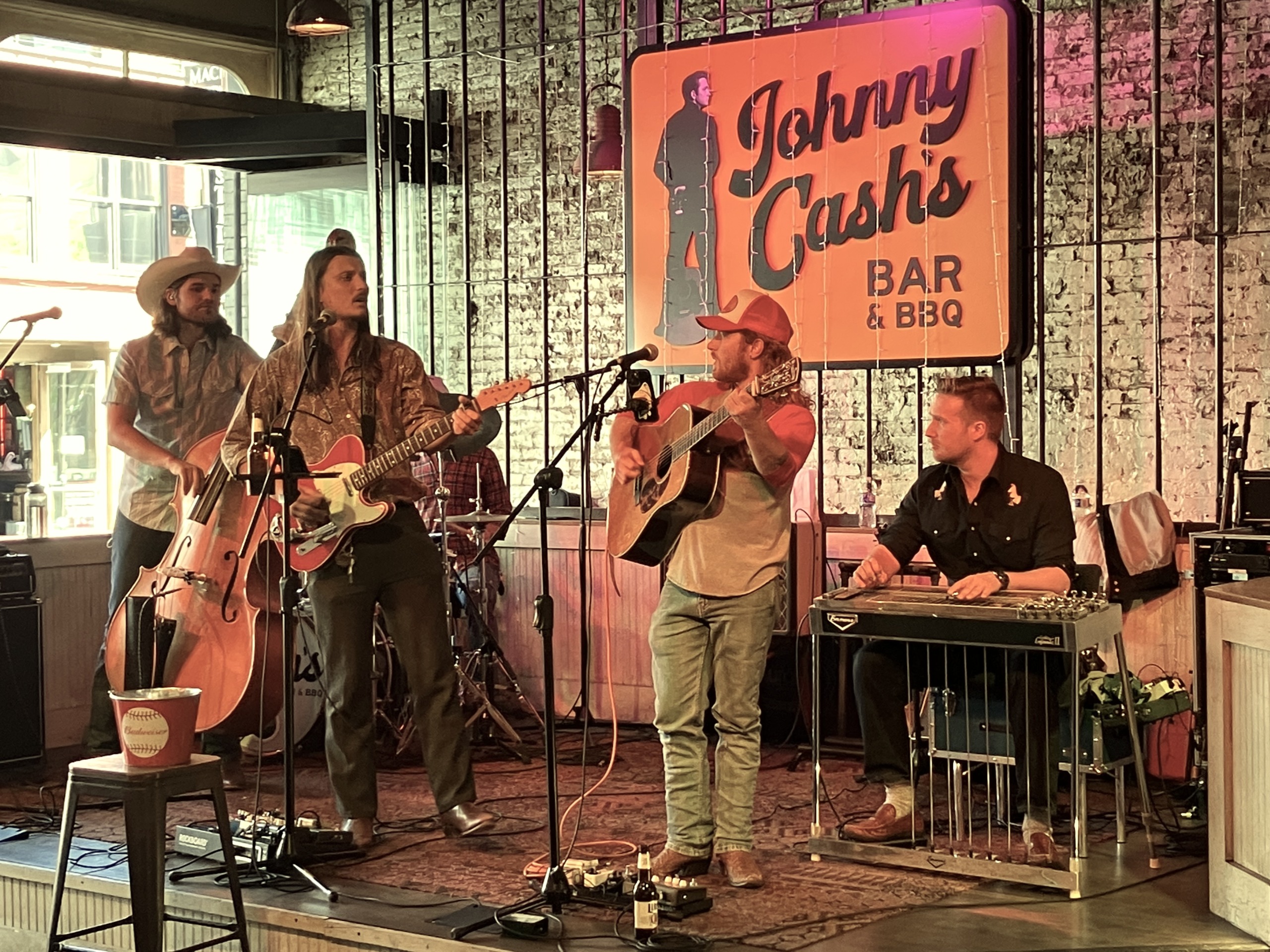 Honky Tonk Bars & Music-Off-Broadway and Beyond - Notes on Nashville